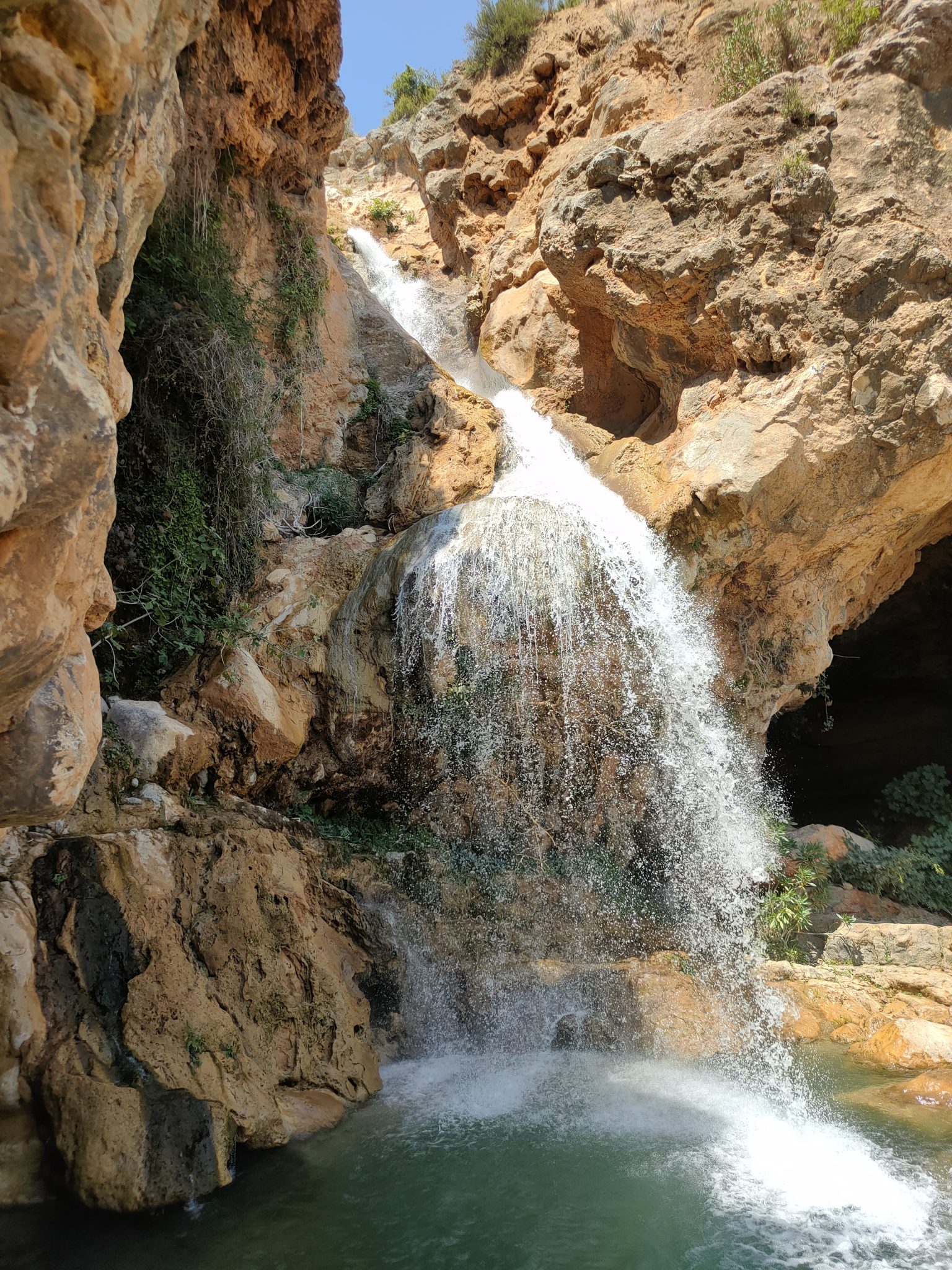 La Cueva de las Palomas, en Yátova | Más allá de la ciudad
